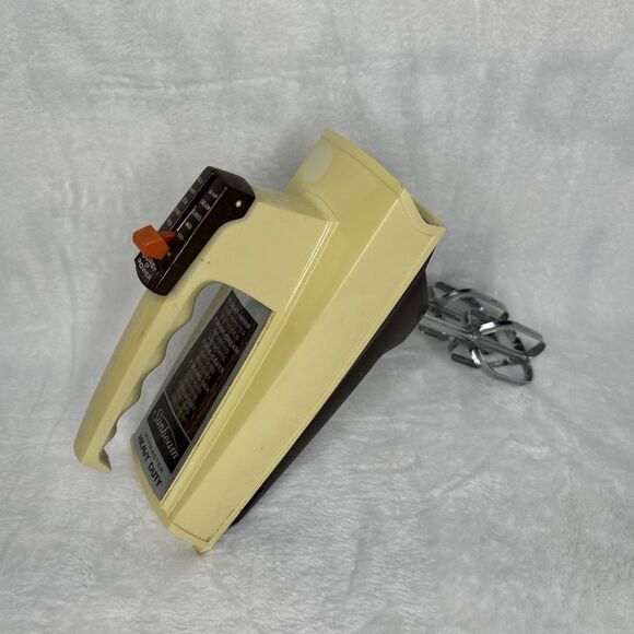 Sunbeam | Kitchen | Vintage Sunbeam Mixmaster Electric Hand Mixer 3076 ...